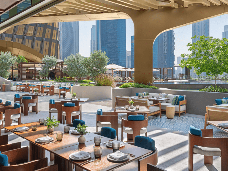 Noia by the Pool Brings Greek Island Vibes to Downtown Dubai - Dubai.News